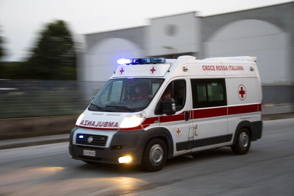 La CRI di Domodossola cerca nuovi autisti soccorritori - Comitato ...